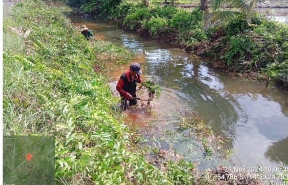 Gernang (Gerakan Penanganan) DPI Pembersihan Saluran di Desa Sungai ...